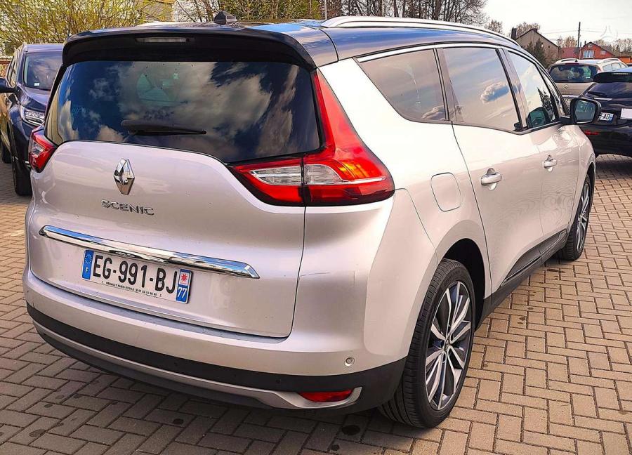 Grey Renault Grand Scenic 2017 in Taurage, with an engine capacity of 1.20 L and mileage of 181 thousand km for 8499 €, photo 3 on AUTOMOTO.COM.LV