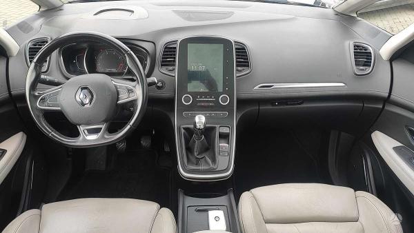 Pelēks Renault Grand Scenic 2017 Tauragė, ar dzinēja tilpumu 1.20 L un nobraukumu 181 tūkst. km par 8499 €, foto 7 vietnē AUTOMOTO.COM.LV