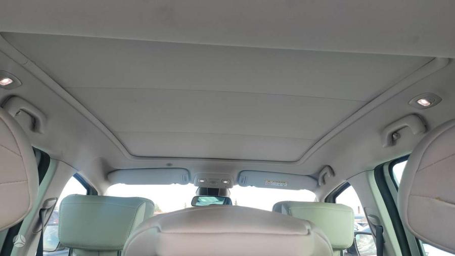 Grey Renault Grand Scenic 2017 in Taurage, with an engine capacity of 1.20 L and mileage of 181 thousand km for 8499 €, photo 25 on AUTOMOTO.COM.LV