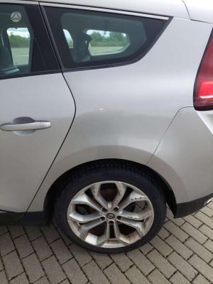 Pelēks Renault Grand Scenic 2017 Marijampole, ar dzinēja tilpumu 1.46 L un nobraukumu 249 tūkst. km par 7750 €, foto 6 vietnē AUTOMOTO.COM.LV