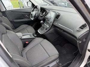 Grey Renault Grand Scenic 2017 in Taurage, with an engine capacity of 1.46 L and mileage of 192 thousand km for 7500 €, photo 6 on AUTOMOTO.COM.LV