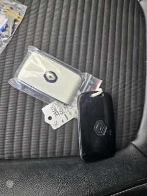 Pelēks Renault Grand Scenic 2017 Pakruojis, ar dzinēja tilpumu 1.60 L un nobraukumu 218 tūkst. km par 7800 €, foto 13 vietnē AUTOMOTO.COM.LV