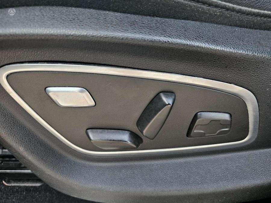 Grey Renault Grand Scenic 2017 in Pakruojis, with an engine capacity of 1.20 L and mileage of 128 thousand km for 8700 €, photo 12 on AUTOMOTO.COM.LV