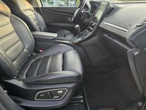 Grey Renault Grand Scenic 2017 in Pakruojis, with an engine capacity of 1.20 L and mileage of 128 thousand km for 8700 €, photo 13 on AUTOMOTO.COM.LV