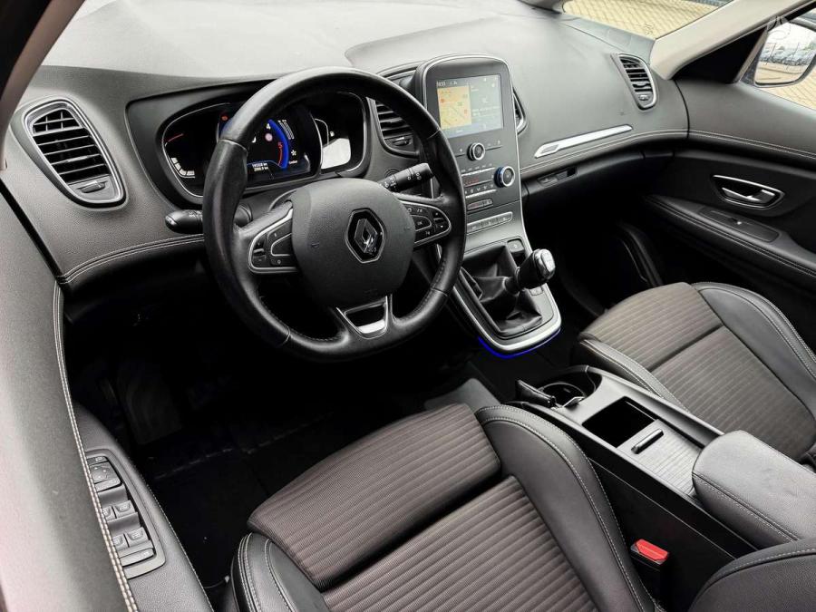 Pelēks Renault Grand Scenic 2017 Kauņa, ar dzinēja tilpumu 1.46 L un nobraukumu 195 tūkst. km par 8500 €, foto 7 vietnē AUTOMOTO.COM.LV