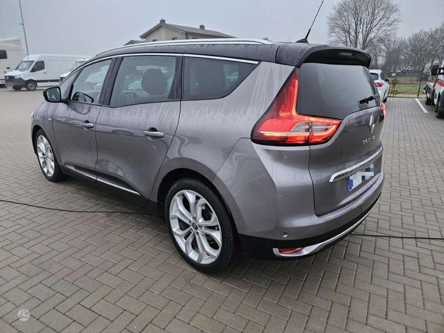 Grey Renault Grand Scenic 2018 in Taurage, with an engine capacity of 1.60 L and mileage of 267 thousand km for 6700 €, photo 5 on AUTOMOTO.COM.LV