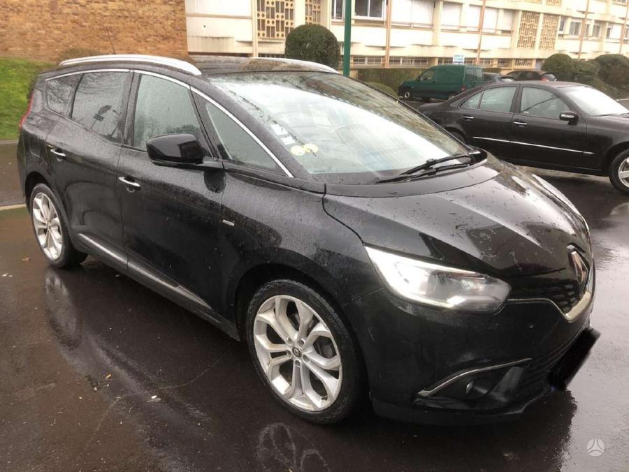 Grey Renault Grand Scenic 2018 in Taurage, with an engine capacity of 1.60 L and mileage of 277 thousand km for 6900 €, photo 2 on AUTOMOTO.COM.LV