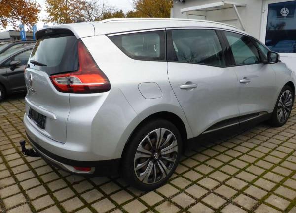 Pelēks Renault Grand Scenic 2018 Viļņa, ar dzinēja tilpumu 1.46 L un nobraukumu 145 tūkst. km par 12600 €, foto 4 vietnē AUTOMOTO.COM.LV