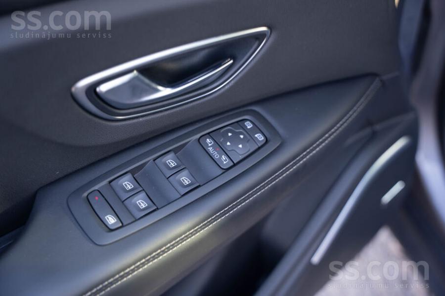 Pelēks Renault Grand Scenic 2018 Rīga, ar dzinēja tilpumu 1.60 L un nobraukumu 171 tūkst. km par 9990 €, foto 15 vietnē AUTOMOTO.COM.LV