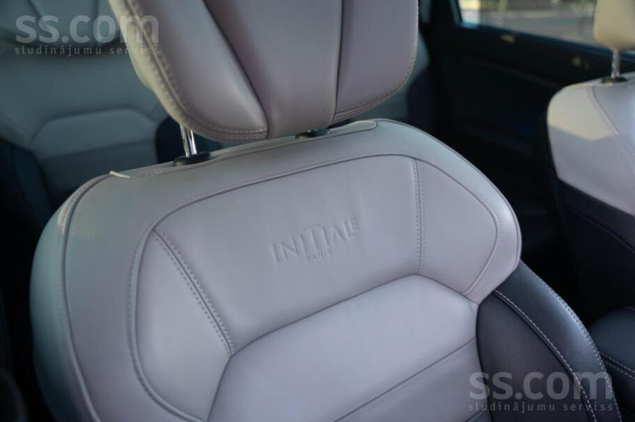 Pelēks Renault Grand Scenic 2018 Rīga, ar dzinēja tilpumu 1.60 L un nobraukumu 171 tūkst. km par 9990 €, foto 31 vietnē AUTOMOTO.COM.LV