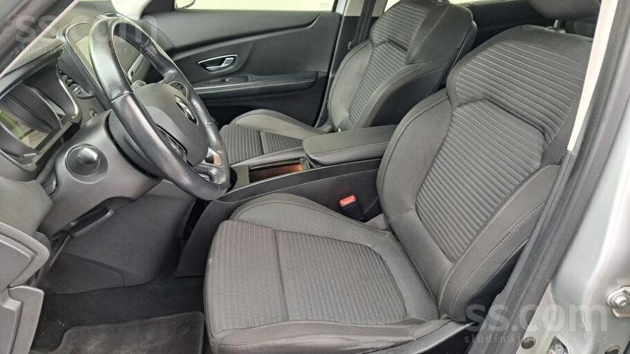 Grey Renault Grand Scenic 2018 in Ogre, with an engine capacity of 1.20 L and mileage of 205 thousand km for 8850 €, photo 16 on AUTOMOTO.COM.LV