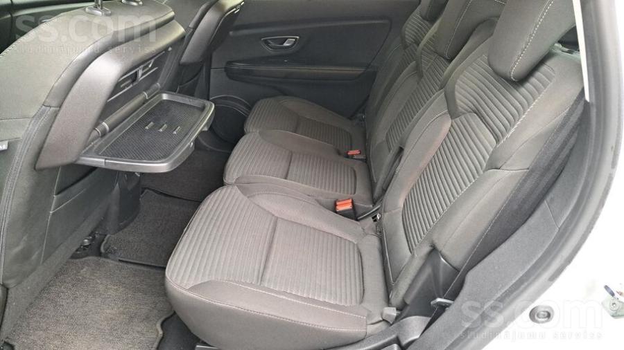 Grey Renault Grand Scenic 2018 in Ogre, with an engine capacity of 1.20 L and mileage of 205 thousand km for 8850 €, photo 17 on AUTOMOTO.COM.LV
