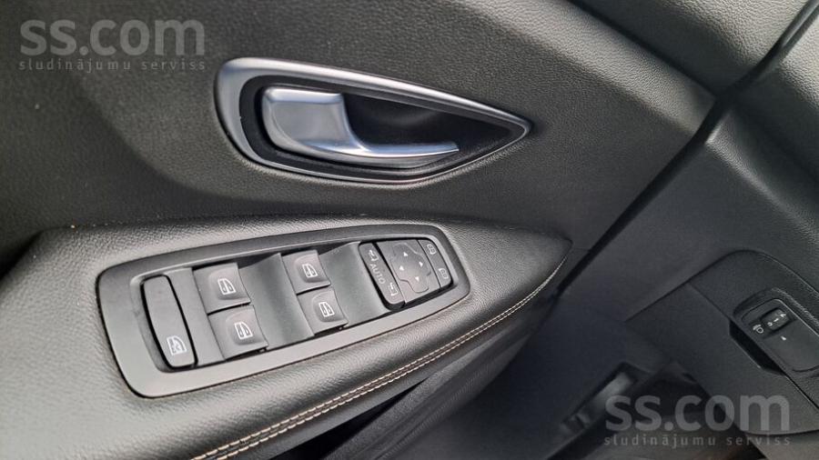 Grey Renault Grand Scenic 2018 in Ogre, with an engine capacity of 1.20 L and mileage of 205 thousand km for 8850 €, photo 26 on AUTOMOTO.COM.LV