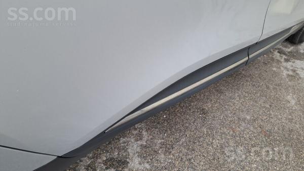 Grey Renault Grand Scenic 2018 in Ogre, with an engine capacity of 1.20 L and mileage of 205 thousand km for 8850 €, photo 10 on AUTOMOTO.COM.LV