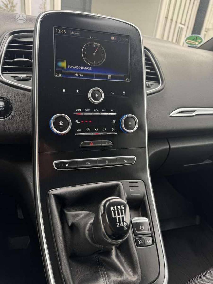 Grey Renault Grand Scenic 2020 in Vilnius, with an engine capacity of 1.75 L and mileage of 186 thousand km for 8900 €, photo 9 on AUTOMOTO.COM.LV