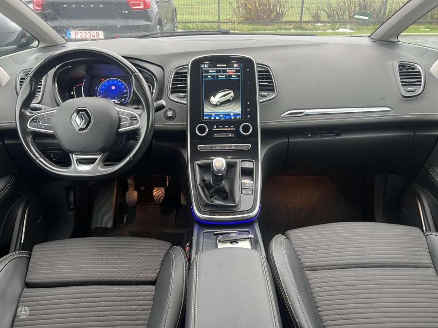 Pelēks Renault Grand Scenic 2020 Kauņa, ar dzinēja tilpumu 1.33 L un nobraukumu 158 tūkst. km par 12900 €, foto 2 vietnē AUTOMOTO.COM.LV