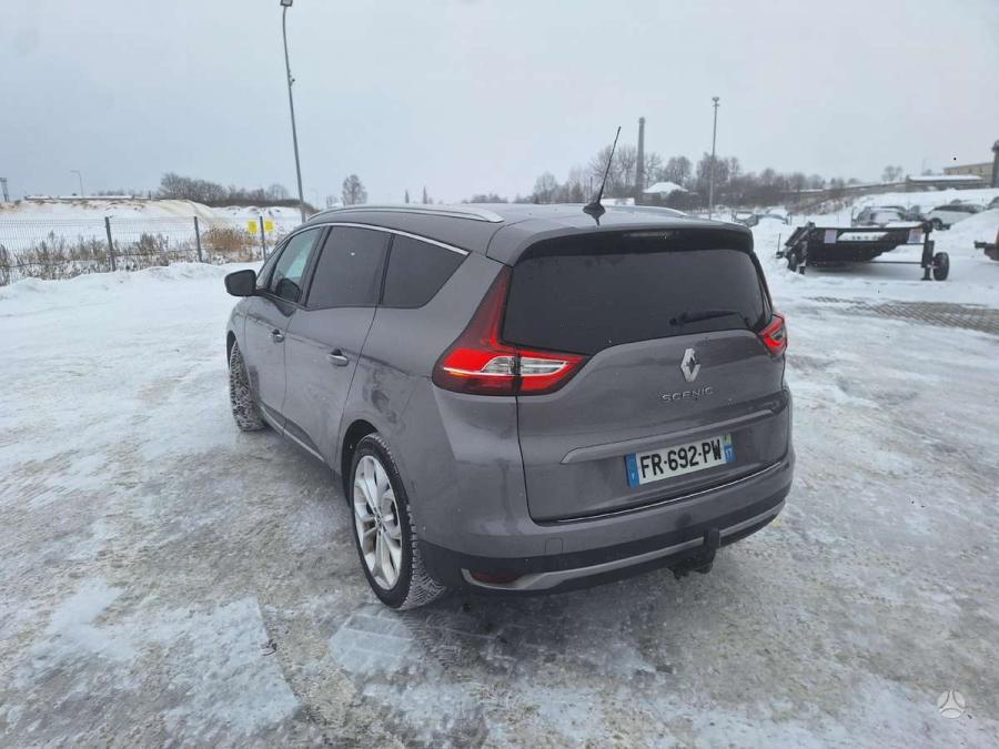 Pelēks Renault Grand Scenic 2020 Tauragė, ar dzinēja tilpumu 1.75 L un nobraukumu 220 tūkst. km par 7300 €, foto 3 vietnē AUTOMOTO.COM.LV