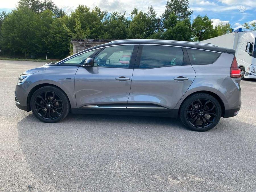 Grey Renault Grand Scenic 2020 in Raseiniai, with an engine capacity of 1.33 L and mileage of 189 thousand km for 10500 €, photo 3 on AUTOMOTO.COM.LV