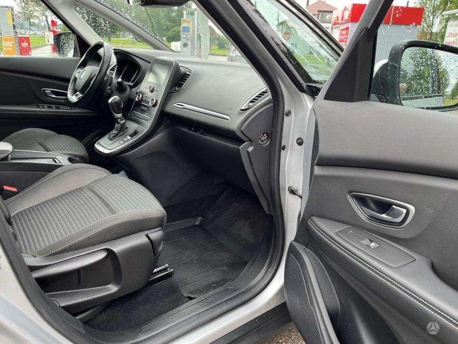 Grey Renault Grand Scenic 2020 in Taurage, with an engine capacity of 1.75 L and mileage of 166 thousand km for 8800 €, photo 21 on AUTOMOTO.COM.LV