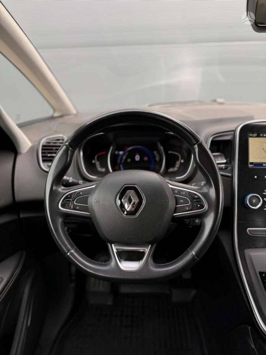 Pelēks Renault Grand Scenic 2020 Klaipėda, ar dzinēja tilpumu 1.70 L un nobraukumu 207 tūkst. km par 7700 €, foto 26 vietnē AUTOMOTO.COM.LV