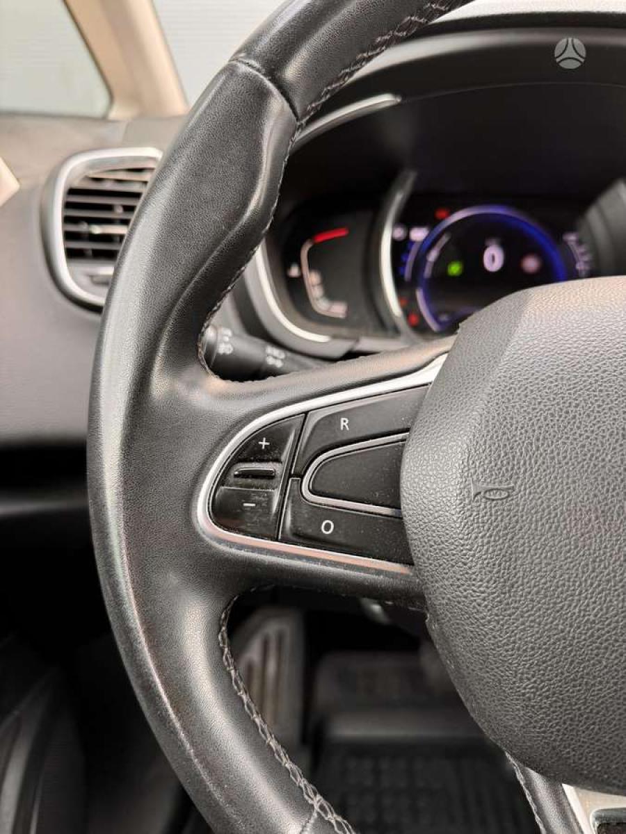 Pelēks Renault Grand Scenic 2020 Klaipėda, ar dzinēja tilpumu 1.70 L un nobraukumu 207 tūkst. km par 7700 €, foto 28 vietnē AUTOMOTO.COM.LV