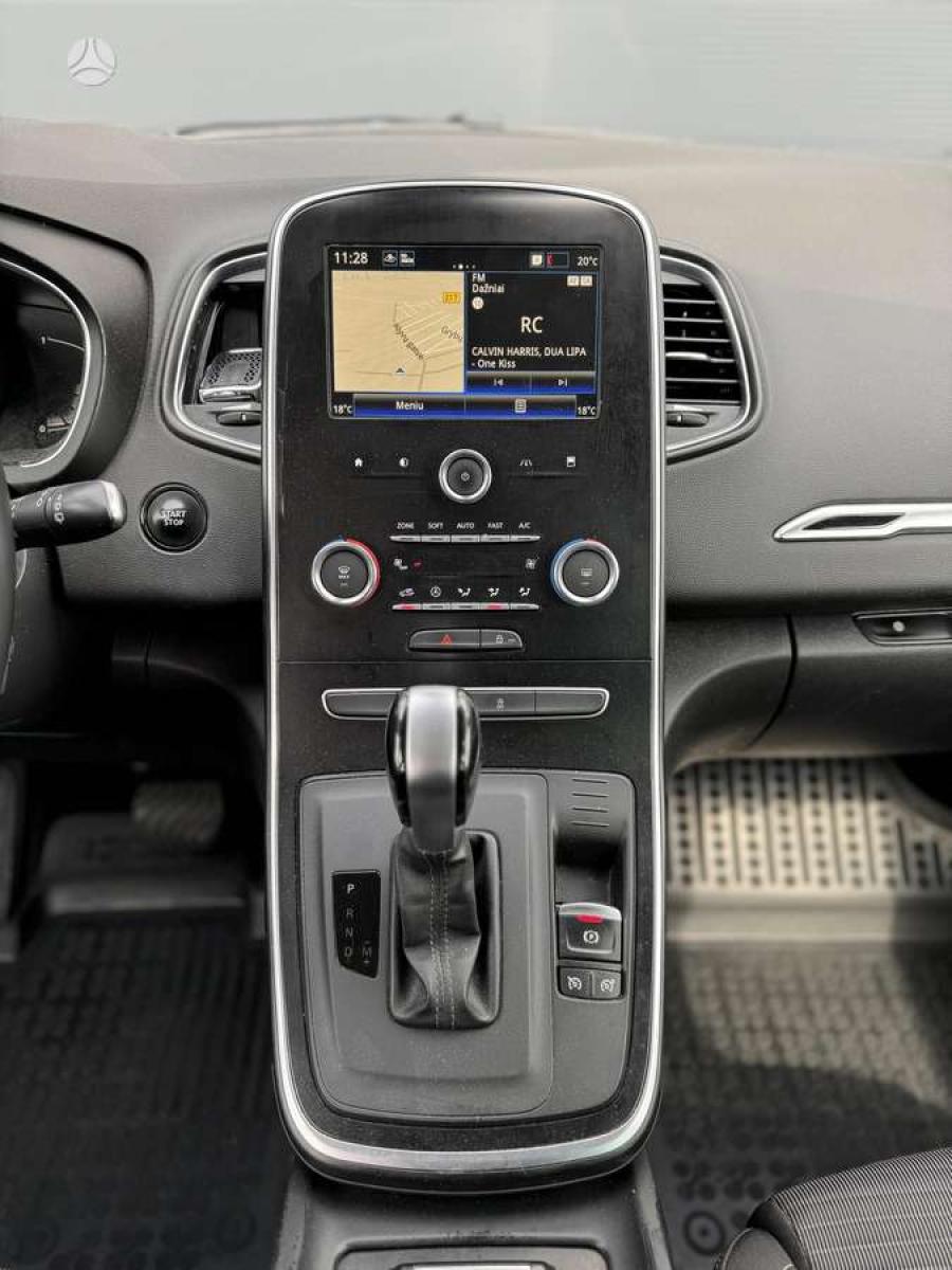 Pelēks Renault Grand Scenic 2020 Klaipėda, ar dzinēja tilpumu 1.70 L un nobraukumu 207 tūkst. km par 7700 €, foto 30 vietnē AUTOMOTO.COM.LV