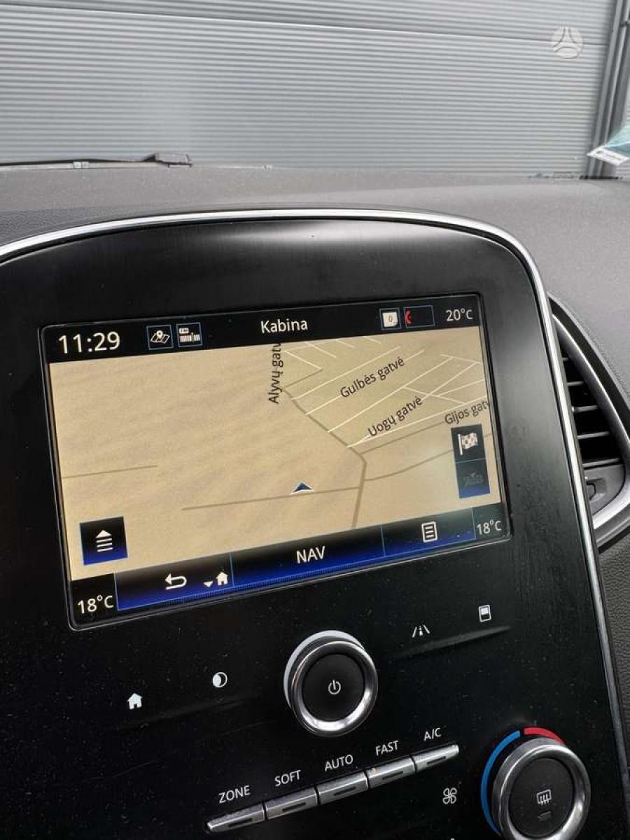 Pelēks Renault Grand Scenic 2020 Klaipėda, ar dzinēja tilpumu 1.70 L un nobraukumu 207 tūkst. km par 7700 €, foto 32 vietnē AUTOMOTO.COM.LV