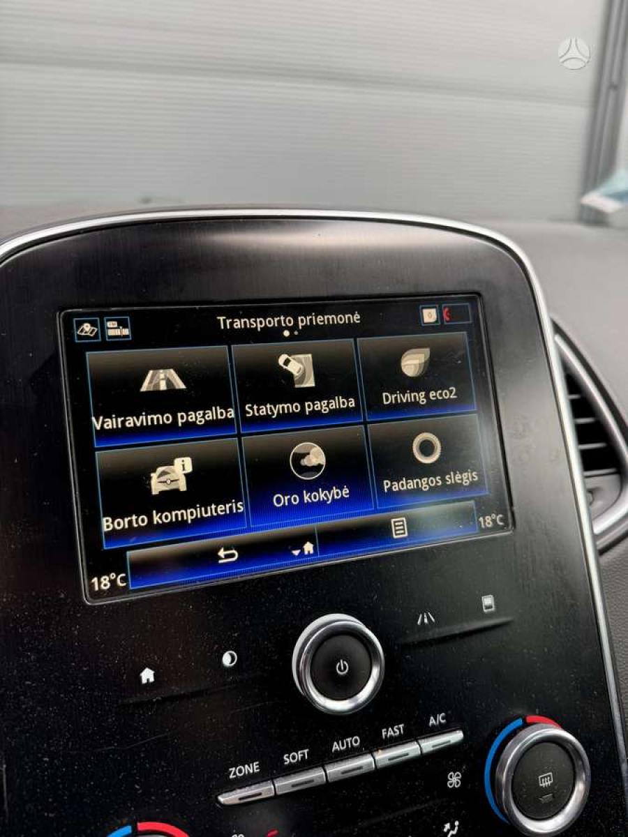 Pelēks Renault Grand Scenic 2020 Klaipėda, ar dzinēja tilpumu 1.70 L un nobraukumu 207 tūkst. km par 7700 €, foto 33 vietnē AUTOMOTO.COM.LV