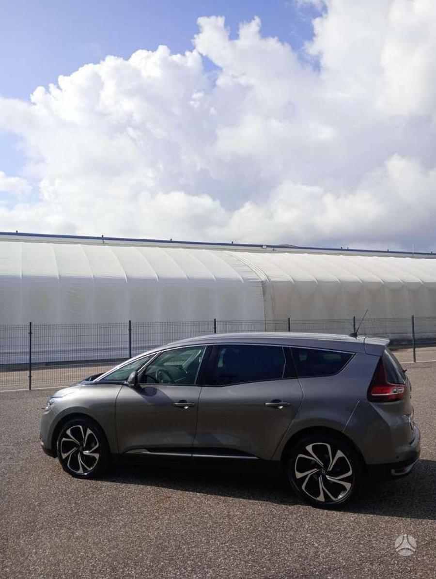 Pelēks Renault Grand Scenic 2020 Kauņa, ar dzinēja tilpumu 1.75 L un nobraukumu 253 tūkst. km par 8850 €, foto 13 vietnē AUTOMOTO.COM.LV