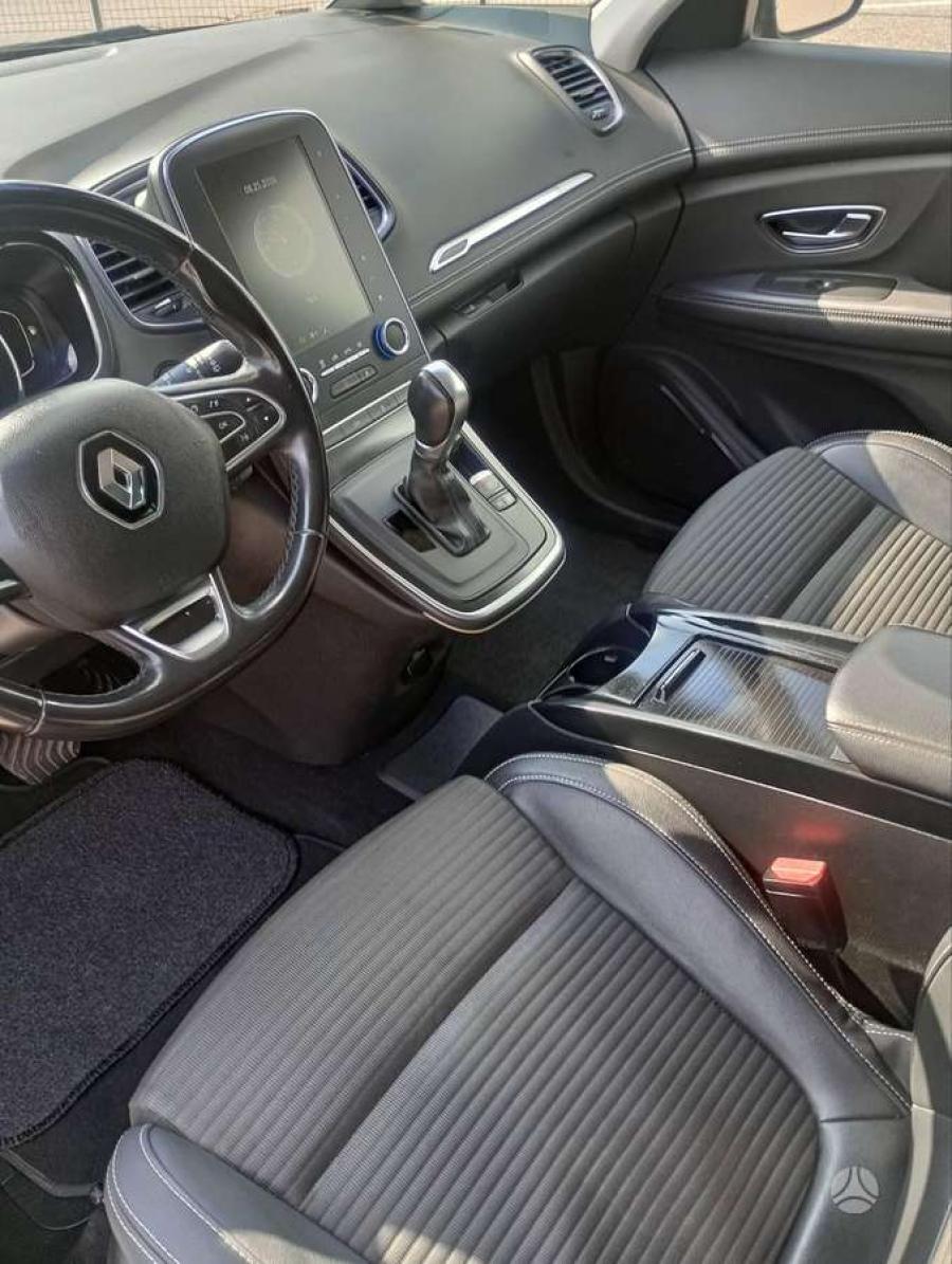 Pelēks Renault Grand Scenic 2020 Kauņa, ar dzinēja tilpumu 1.75 L un nobraukumu 253 tūkst. km par 8850 €, foto 15 vietnē AUTOMOTO.COM.LV
