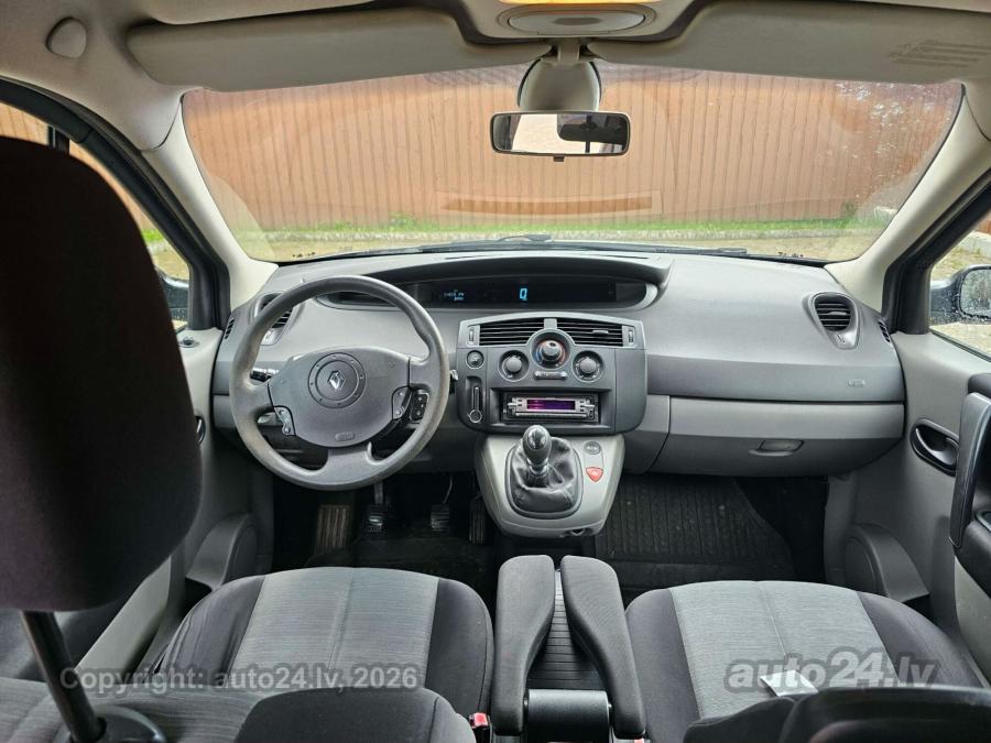 Pelēks Renault Grand Scenic 2006 Viljandi, ar dzinēja tilpumu 1.50 L un nobraukumu 181 tūkst. km par 1599 €, foto 6 vietnē AUTOMOTO.COM.LV