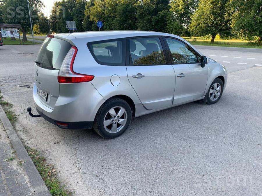 Grey Renault Grand Scenic 2009 in Ogre, with an engine capacity of 1.90 L and mileage of 466 thousand km for 3400 €, photo 6 on AUTOMOTO.COM.LV