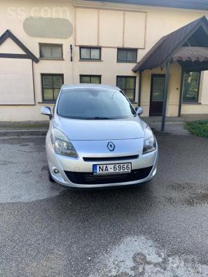 Grey Renault Grand Scenic 2009 in Ogre, with an engine capacity of 1.90 L and mileage of 467 thousand km for 3300 €, photo  on AUTOMOTO.COM.LV