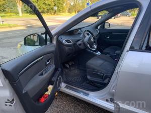 Grey Renault Grand Scenic 2009 in Ogre, with an engine capacity of 1.90 L and mileage of 467 thousand km for 3300 €, photo 8 on AUTOMOTO.COM.LV