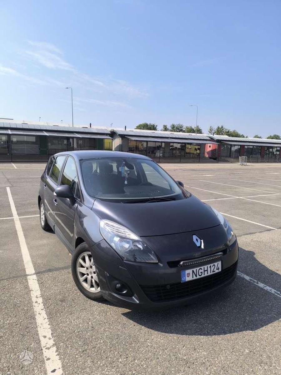 Pelēks Renault Grand Scenic 2010 Kauņa, ar dzinēja tilpumu 1.50 L un nobraukumu 230 tūkst. km par 3000 €, foto 1 vietnē AUTOMOTO.COM.LV