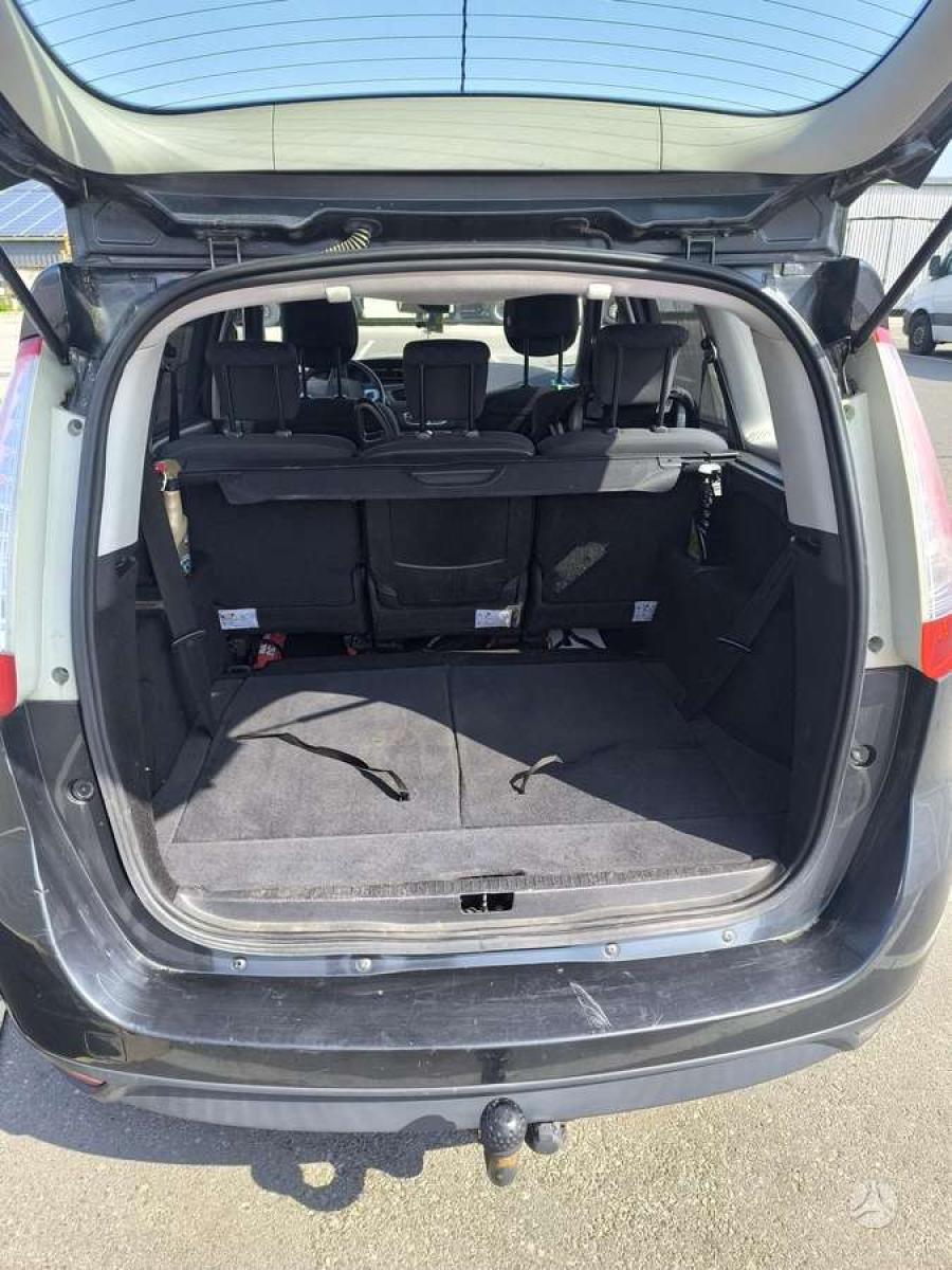 Pelēks Renault Grand Scenic 2010 Kauņa, ar dzinēja tilpumu 1.50 L un nobraukumu 230 tūkst. km par 3000 €, foto 12 vietnē AUTOMOTO.COM.LV