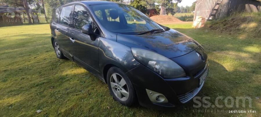 Pelēks Renault Grand Scenic 2011 Ogre, ar dzinēja tilpumu 1.90 L un nobraukumu 305 tūkst. km par 1900 €, foto 6 vietnē AUTOMOTO.COM.LV