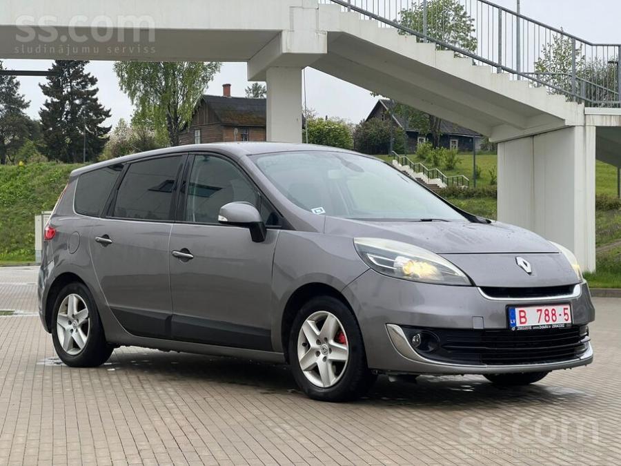 Grey Renault Grand Scenic 2012 in Rezekne, with an engine capacity of 1.60 L and mileage of 0 thousand km for 3490 €, photo 2 on AUTOMOTO.COM.LV