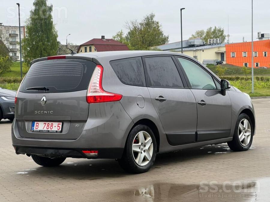 Grey Renault Grand Scenic 2012 in Rezekne, with an engine capacity of 1.60 L and mileage of 0 thousand km for 3490 €, photo 4 on AUTOMOTO.COM.LV
