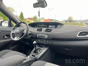 Grey Renault Grand Scenic 2012 in Rezekne, with an engine capacity of 1.60 L and mileage of 0 thousand km for 3490 €, photo 6 on AUTOMOTO.COM.LV