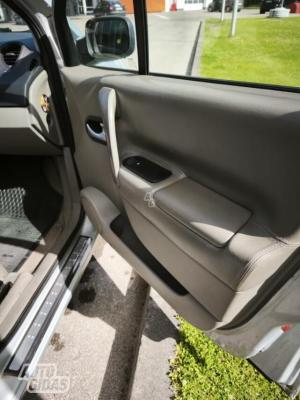 Renault Grand Scenic 2004 in Visaginas, with an engine capacity of 2.00 L and mileage of 154 thousand km for 1250 €, photo 9 on AUTOMOTO.COM.LV