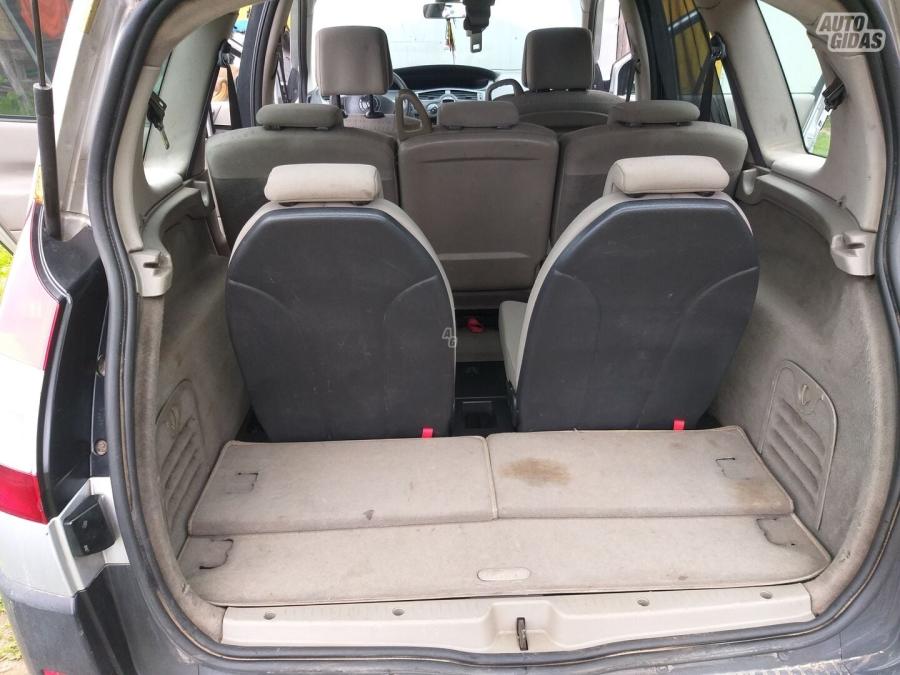 Renault Grand Scenic 2005 Viļņa, ar dzinēja tilpumu 1.90 L un nobraukumu 325 tūkst. km par 750 €, foto 7 vietnē AUTOMOTO.COM.LV