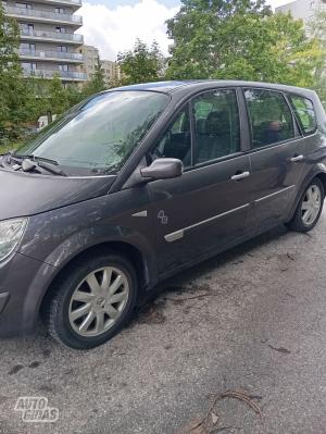 Renault Grand Scenic 2005 Viļņa, ar dzinēja tilpumu 1.90 L un nobraukumu 250 tūkst. km par 400 €, foto 3 vietnē AUTOMOTO.COM.LV