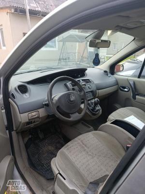 Renault Grand Scenic 2005 in Vilnius, with an engine capacity of 1.90 L and mileage of 338 thousand km for 450 €, photo 8 on AUTOMOTO.COM.LV