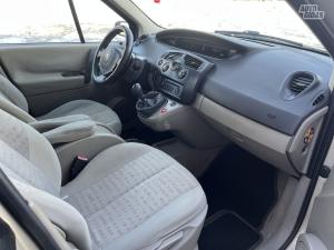 Renault Grand Scenic 2006 Šauļi, ar dzinēja tilpumu 1.90 L un nobraukumu 296 tūkst. km par 1000 €, foto 11 vietnē AUTOMOTO.COM.LV