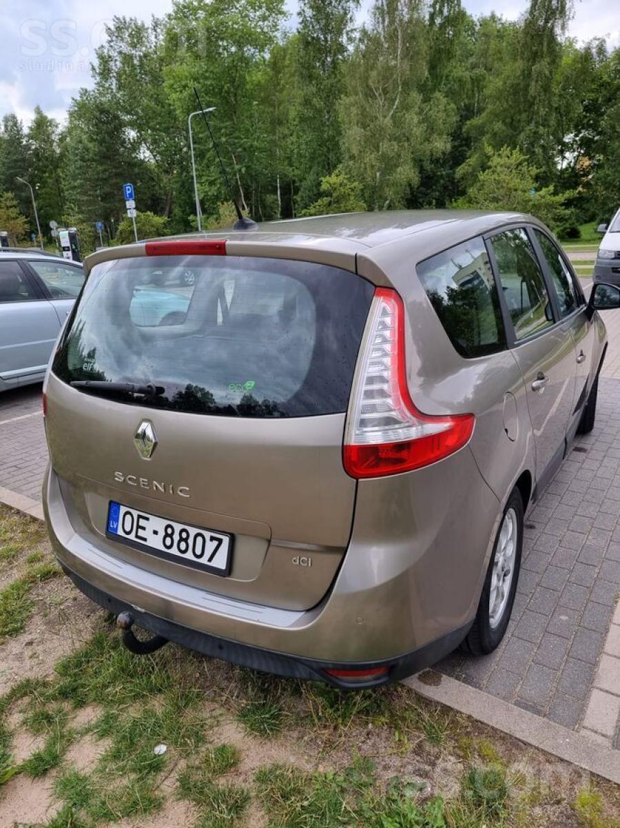 Renault Grand Scenic 2010 in Liepaja, with an engine capacity of 1.50 L and mileage of 229 thousand km for 3390 €, photo 2 on AUTOMOTO.COM.LV