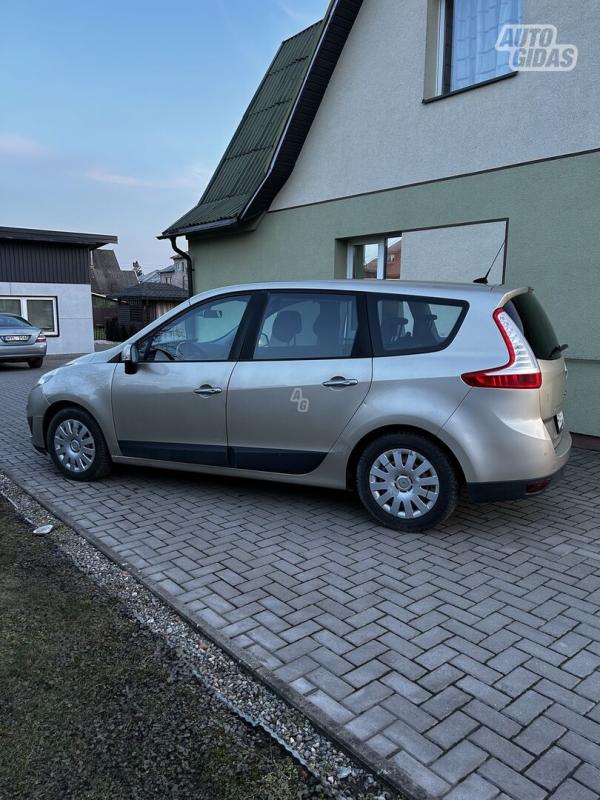 Renault Grand Scenic 2010 in Kaunas, with an engine capacity of 1.90 L and mileage of 283 thousand km for 3150 €, photo 4 on AUTOMOTO.COM.LV
