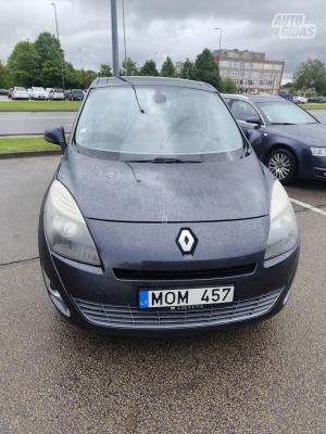 Renault Grand Scenic 2010 in Taurage, with an engine capacity of 1.90 L and mileage of 355 thousand km for 2700 €, photo 9 on AUTOMOTO.COM.LV