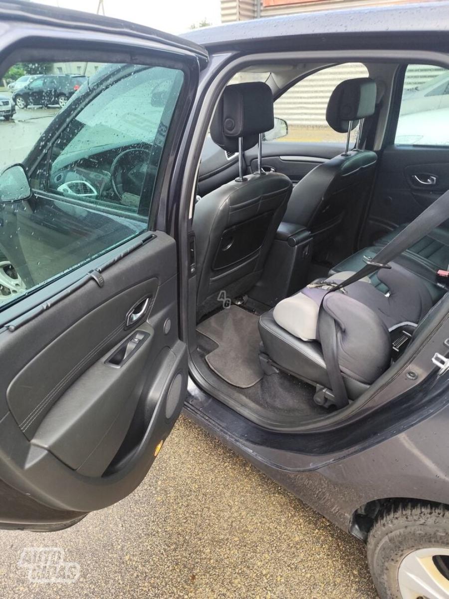 Renault Grand Scenic 2010 in Taurage, with an engine capacity of 1.90 L and mileage of 355 thousand km for 2700 €, photo 14 on AUTOMOTO.COM.LV