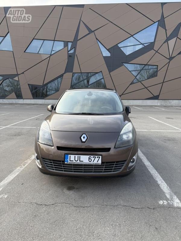 Renault Grand Scenic 2010 in Siauliai, with an engine capacity of 1.90 L and mileage of 284 thousand km for 2100 €, photo 2 on AUTOMOTO.COM.LV